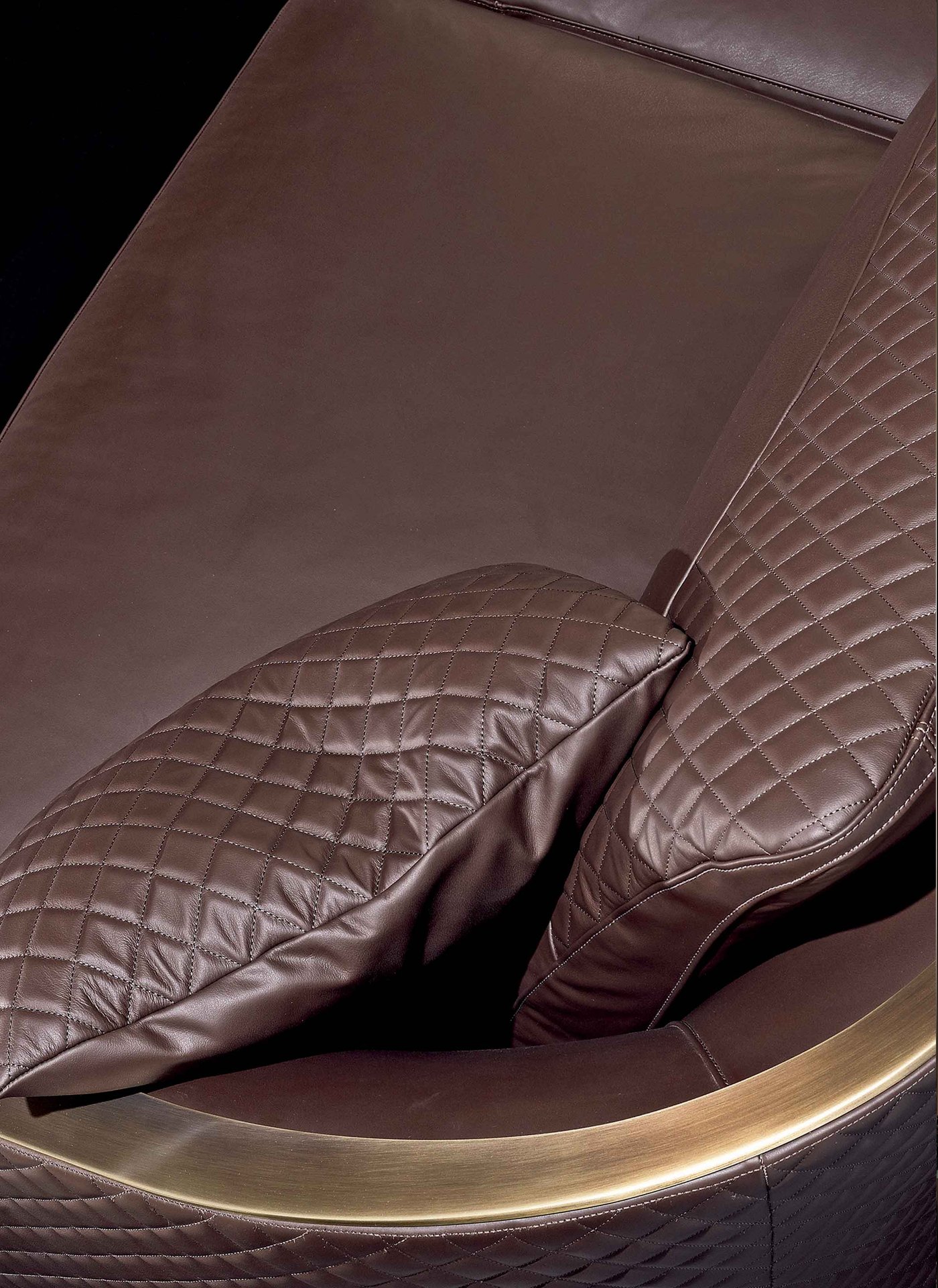 Rugiano – Dizain Group